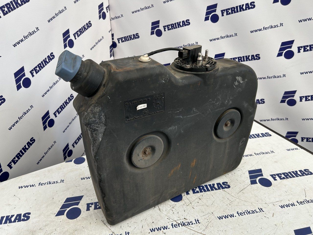 Mercedes Benz AdBlue tank 25L
